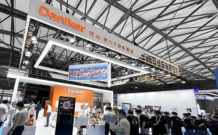 Screwdriving and screw feeding systems,Electric Torque Screwdrivers for ...